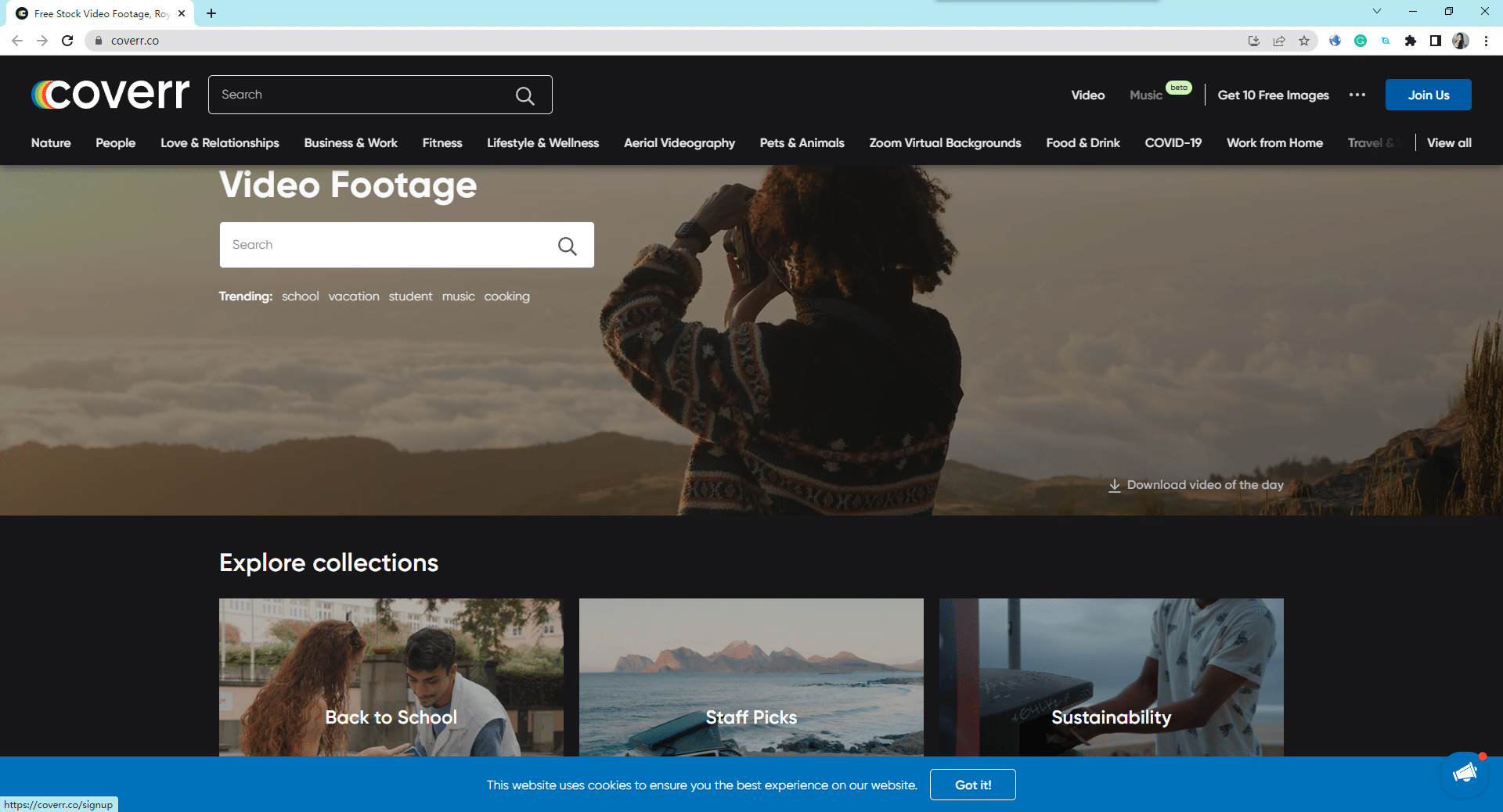 كيفية البحث عن لقطات فيديو مجانية